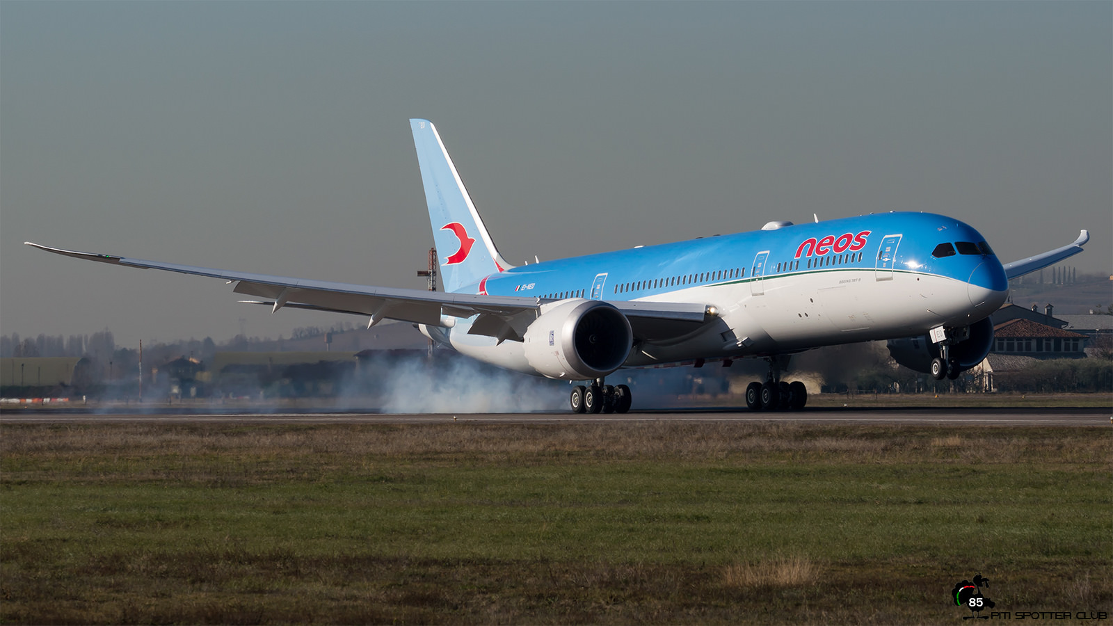 Neos chooses Viasat for Dreamliner connectivity | PaxEx.Aero