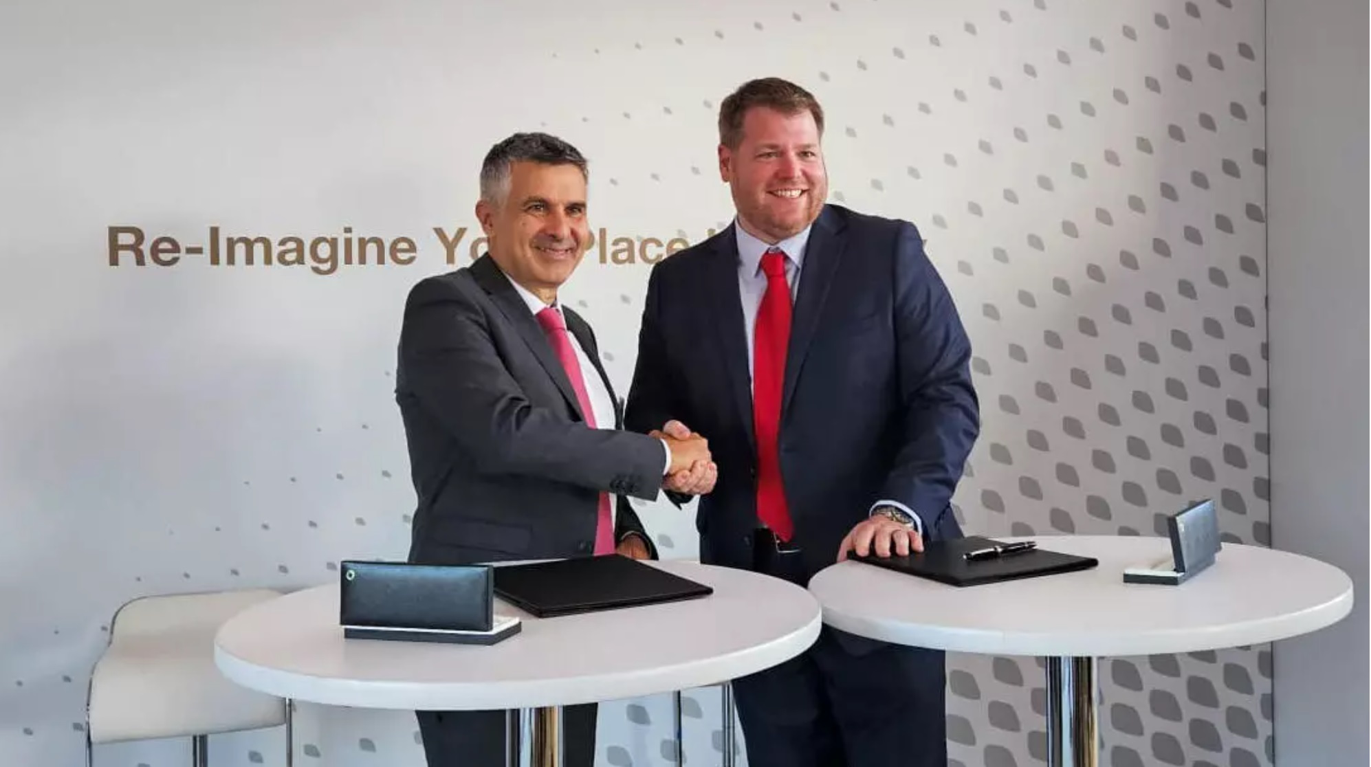 Airbus, OneWeb team for biz jet connectivity boost | PaxEx.Aero