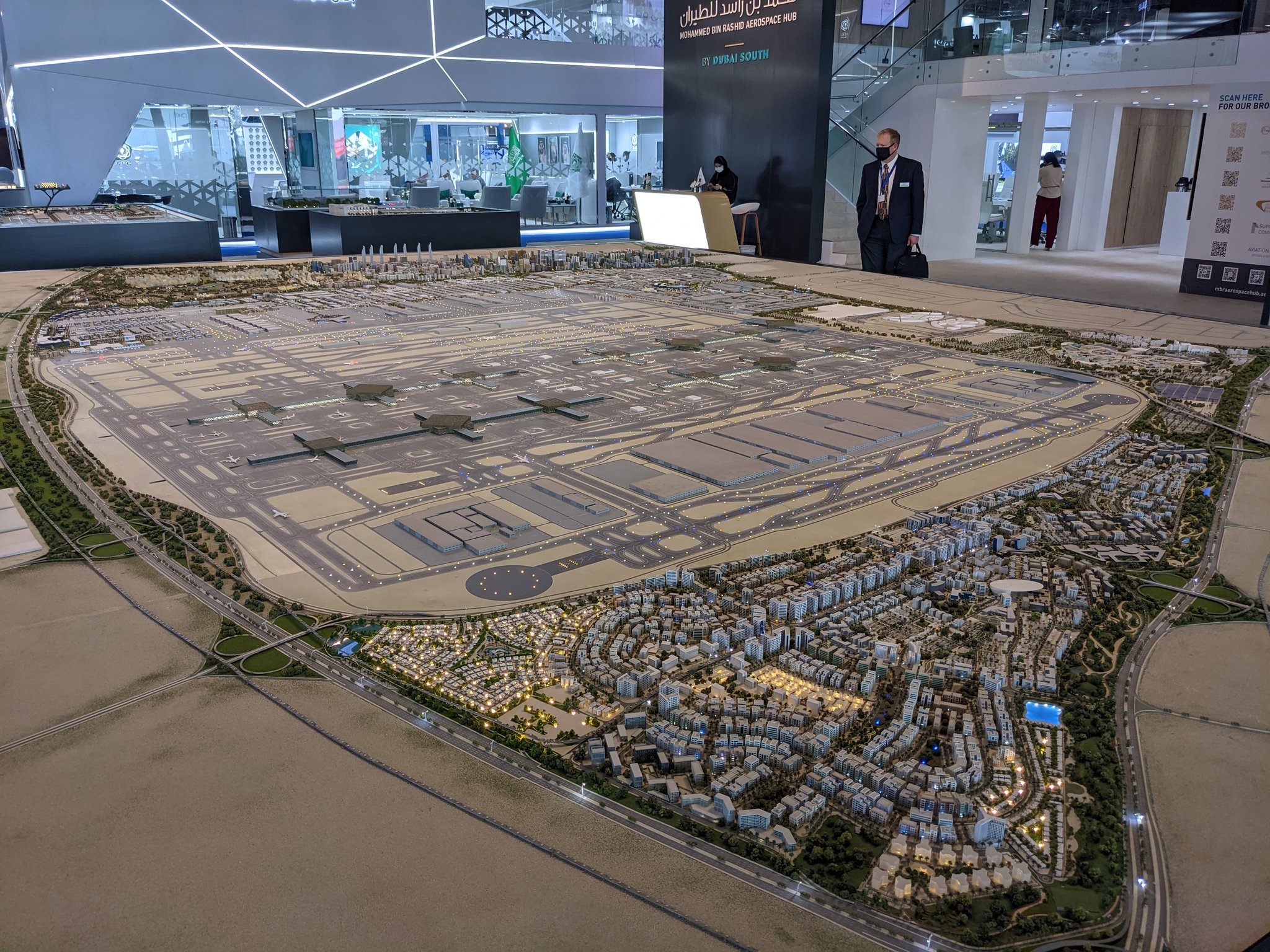 Dubai announces (again) grand plans for Al Maktoum International ...